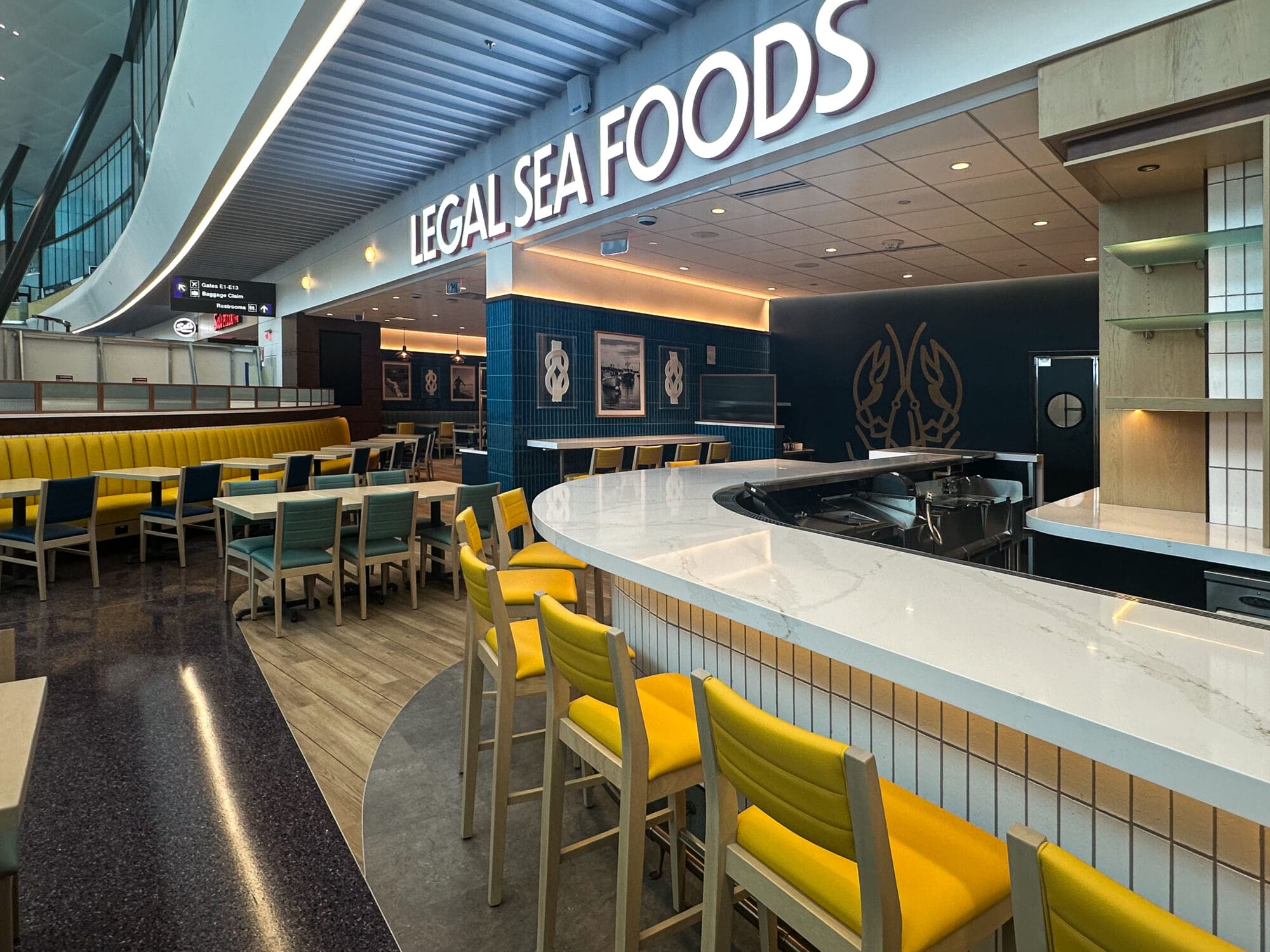 Restaurant - Boston Logan Airport Gate E13 - Legal Sea Foods
