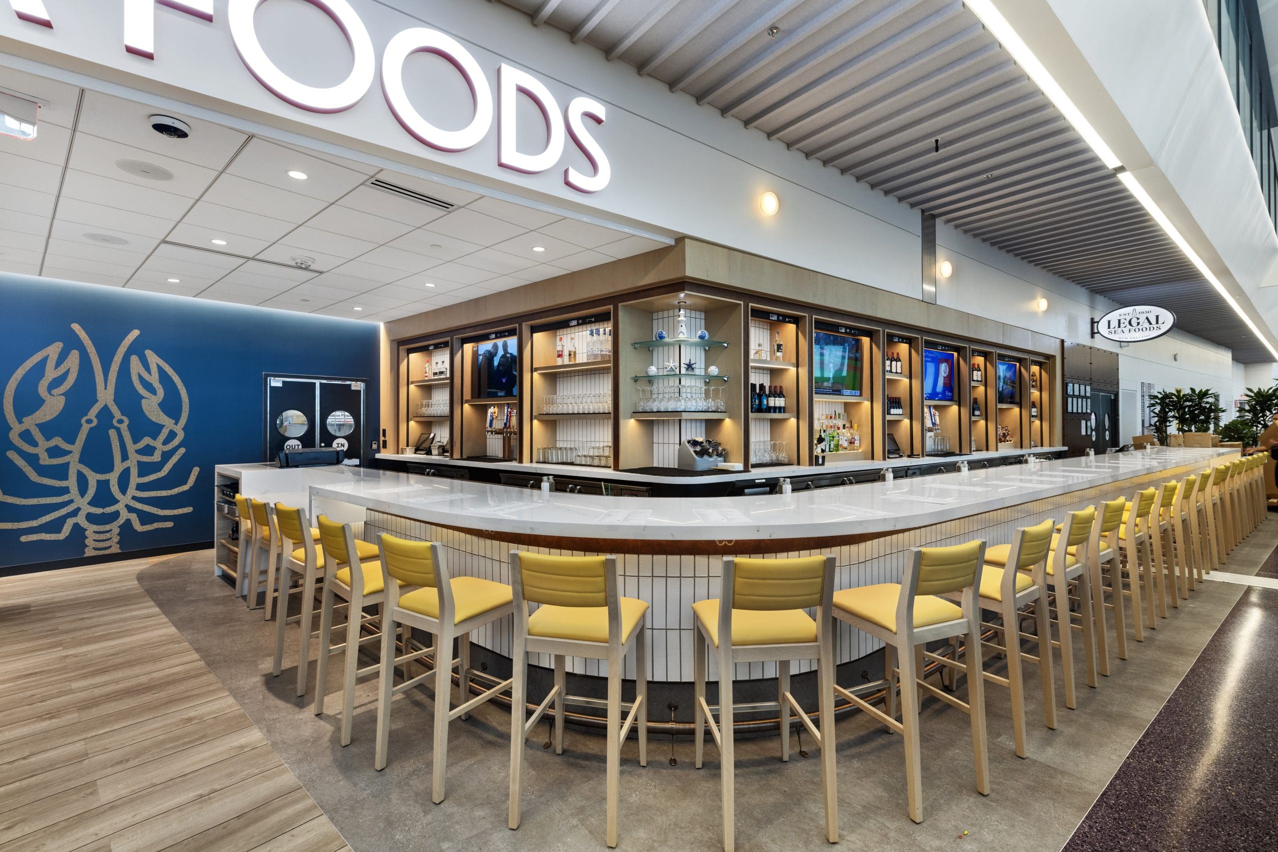 Restaurant - Boston Logan Airport Gate E13 - Legal Sea Foods